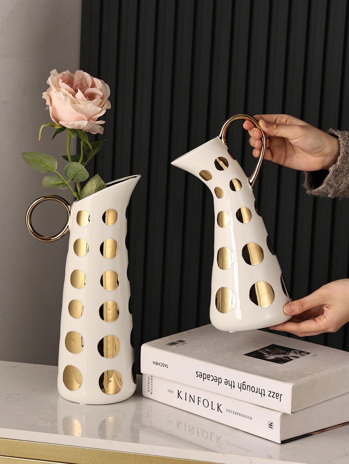 Polished Modern Vases - lampada